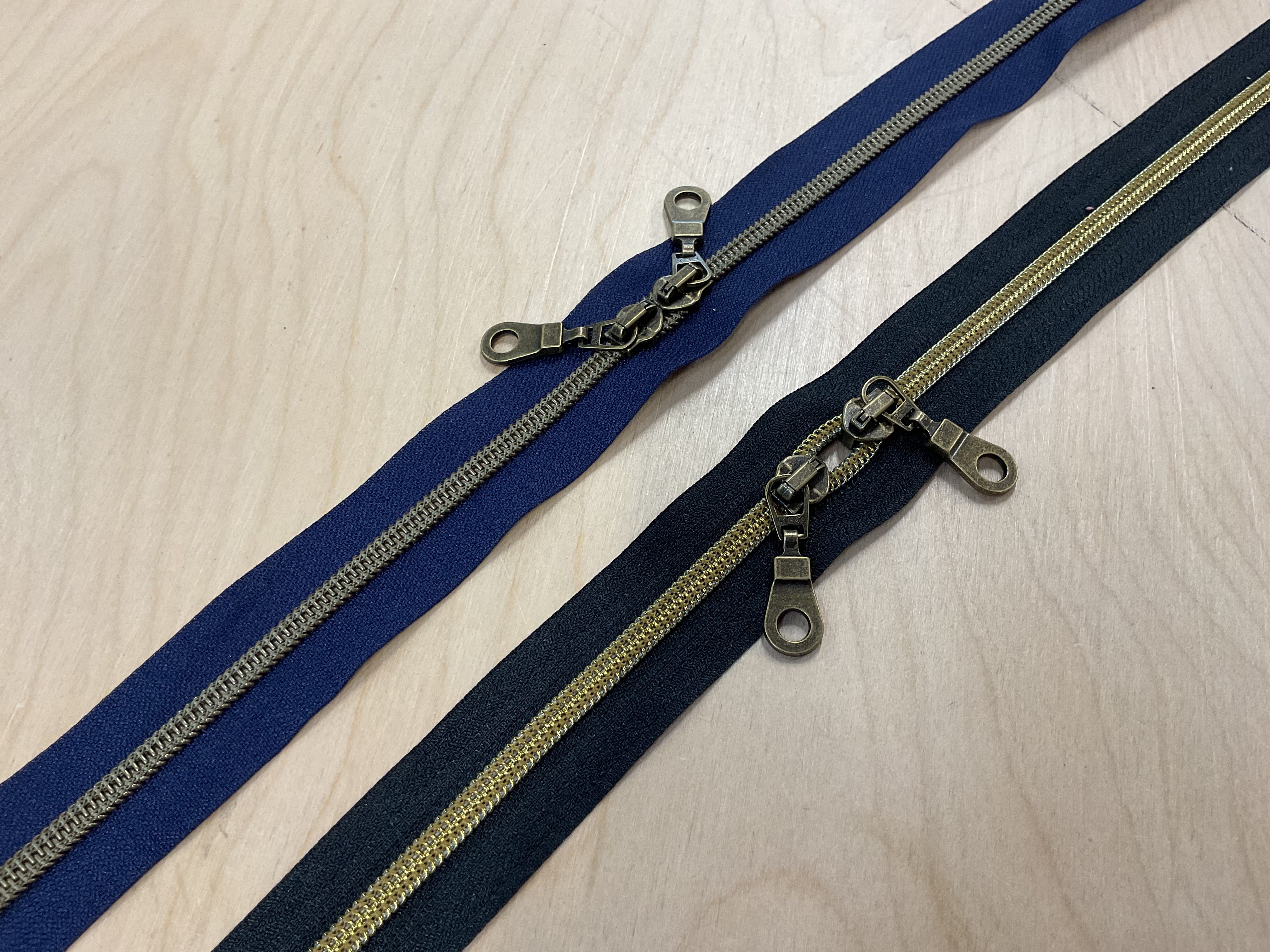 24inch / 60cm O Zip Double Closed End Zipper – Little Legs Fabrics